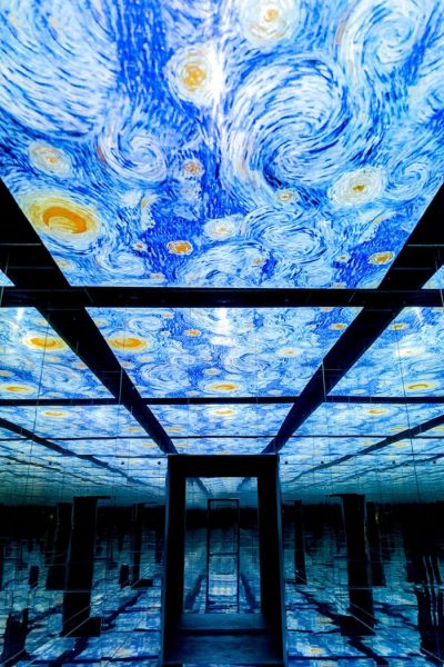 This Exhibit Gives Visitors the Experience of Stepping Inside Van Gogh ...