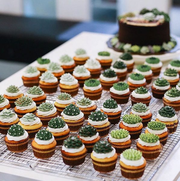 Baker Ivenoven Creates Gorgeous Plant Cakes That Look Just Like The ...