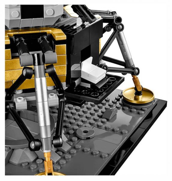 LEGO Celebrates 50th Anniversary Of The Moon Landing With NASA Apollo ...