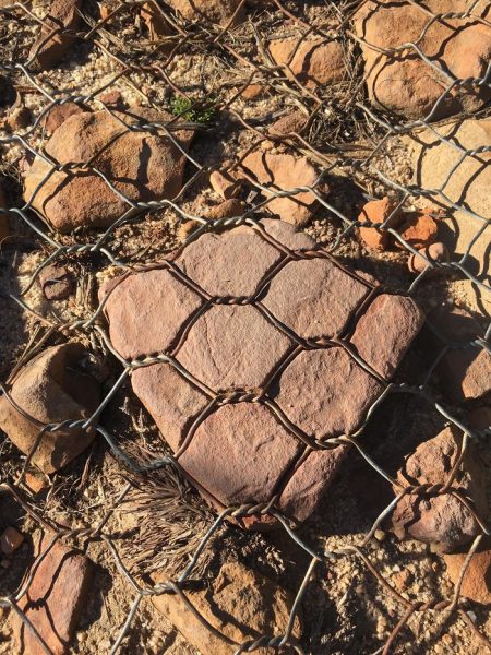 30 Everyday Things Worn Down Over Time That Tell Interesting Stories