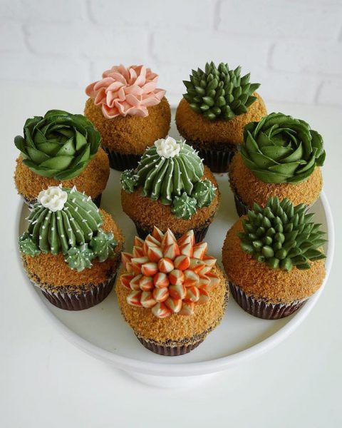 Baker Leslie Vigil Creates Beautifully Realistic Buttercream Cakes ...