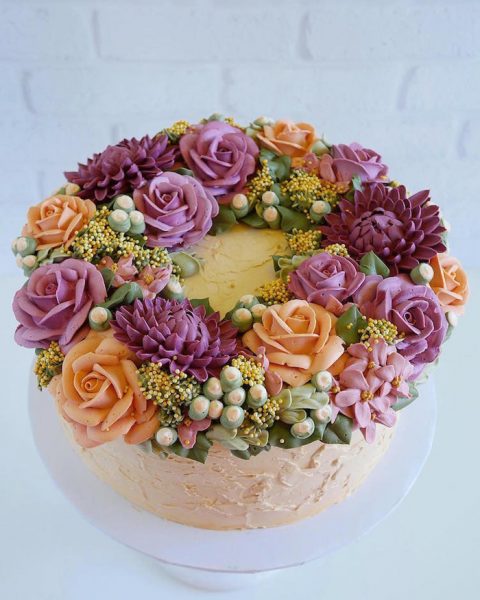 Baker Leslie Vigil Creates Beautifully Realistic Buttercream Cakes ...
