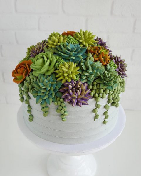 Baker Leslie Vigil Creates Beautifully Realistic Buttercream Cakes ...