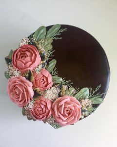 Baker Leslie Vigil Creates Beautifully Realistic Buttercream Cakes ...