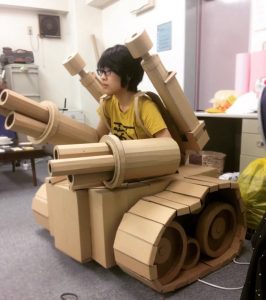 Japanese Artist Monami Ohno Turns Old Cardboard Boxes Into Amazing ...