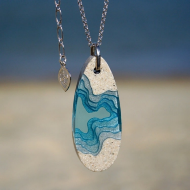 Artist Handcrafts Beautiful Jewelry Depicting Australia's Shorelines ...