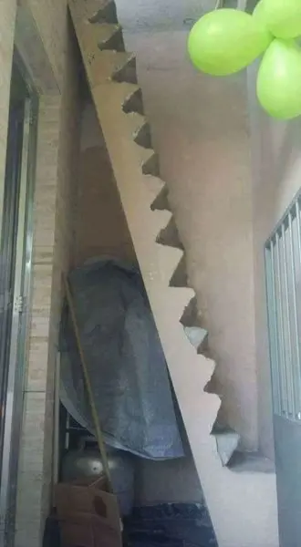 40 Bad Stair Designs That Definitely Need A Rethink