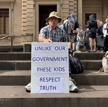 30 Clever Signs Spotted At The 2019 Global Climate Strike