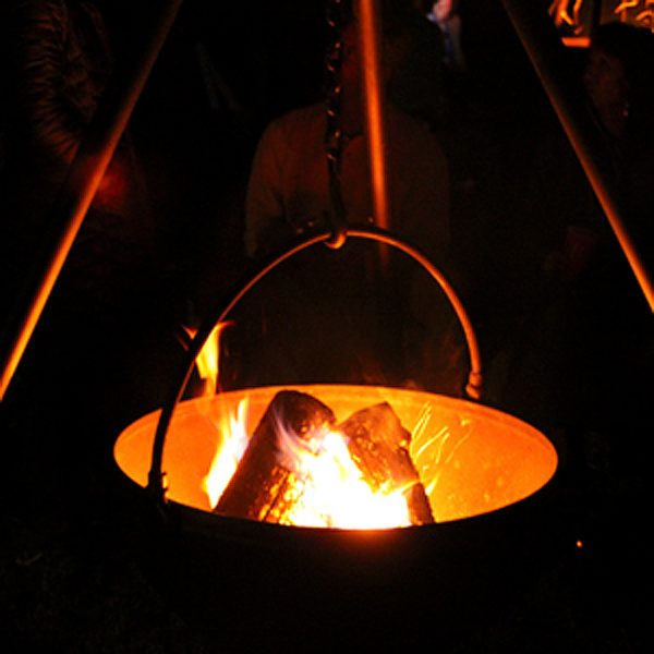 "Cowboy Cauldron" Have A Fire Pit That Can Be Used As A Table, A BBQ ...