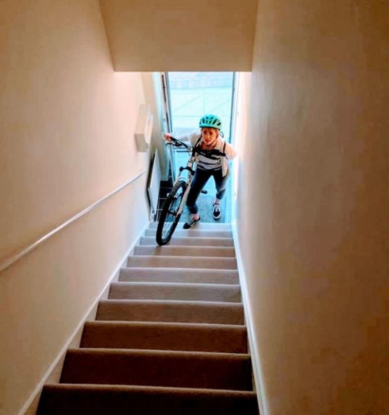 Boyfriend Decides To See How Far He Can Push The Limits Of Showing ...