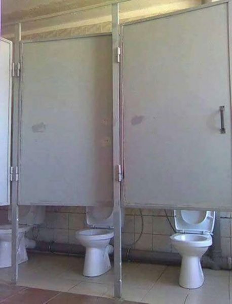 40 Of The Weirdest Toilets That Will Make You Appreciate The One You ...