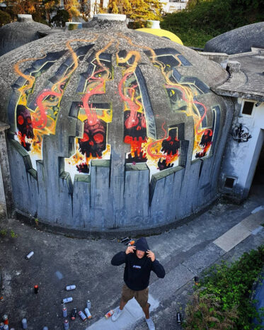 Graffiti Artist "Vile" Creates 3D Street Art Illusions Using Just Spray ...