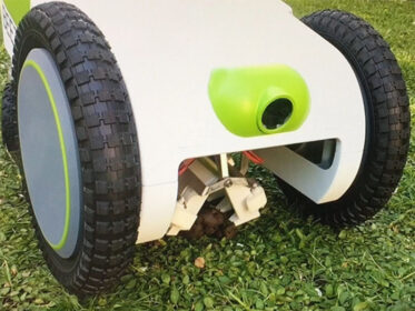 Meet 'Beetl' The Autonomous Robot That Hunts Down Dog Poop And Picks It ...