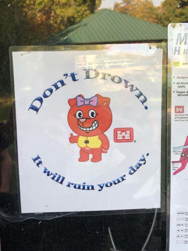 40 Threatening Signs People Have Seen That Don't Mess Around With Words