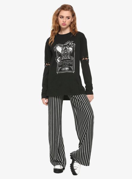 Hot Topic's New Hocus Pocus Clothing Collection Looks Absolutely Wicked