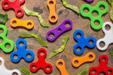 'Stick-Lets' Are Handy Silicone Connectors That Allow Kids To Build ...