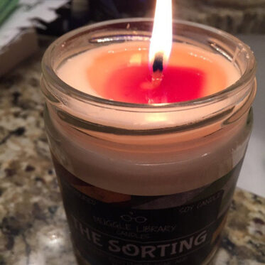 Color-Changing Sorting Candle Will Magically Reveal Your Hogwarts House