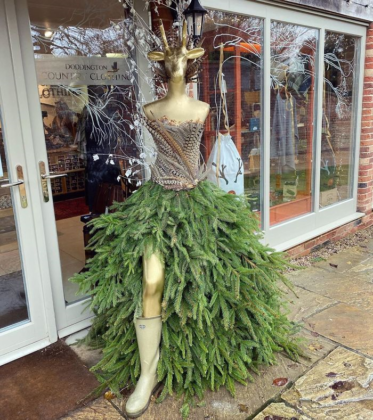 30 Employees From Different Industries Share Their Workplace Christmas ...