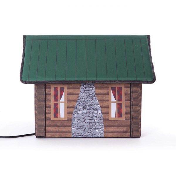 Outdoor Cats Will Love Relaxing In This Heated Cat House