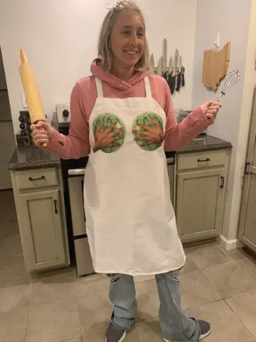 These Funny Cooking Aprons Are A Must-Have For Any Family Event