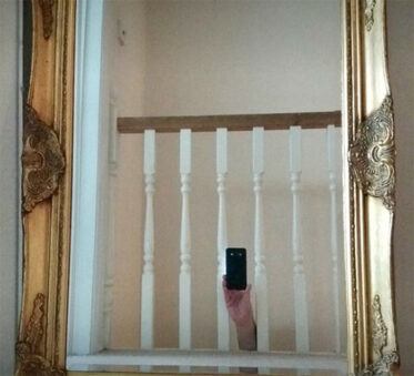 60+ Photos Of People Trying To Sell Mirrors That Are So Good They'll ...
