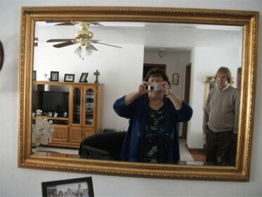 60+ Photos Of People Trying To Sell Mirrors That Are So Good They'll ...
