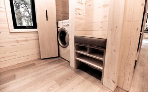 Land Ark Create The 'Draper' - A Modern Luxury RV With It's Own Pull ...