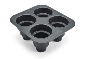 You Can Get Mini Multi-Tiered Cake Pans That Let You Create ...