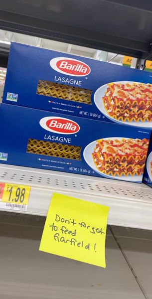 Amy Stuck Funny Notes On Random Things While Walking Around Walmart To ...