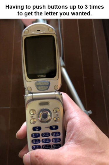 30 Funny Outdated Problems That No One Has To Deal With Anymore