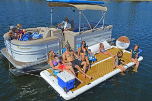 You Can Relax On The Water With Everything You Need Thanks To These ...