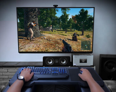 The 'Couchmaster' Lap Desk Gives You The Comfort To Work/Game On Your Couch