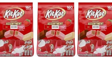 Kit Kat's New Limited-Edition Lemon Crisp Flavor Is A Taste Of Summertime