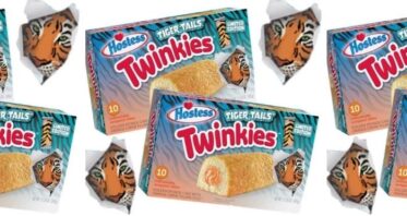 This Twinkies Baking Kit Lets You Make GIANT Twinkies