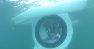 This Compact Boat Has A Built-In Mini-Submarine For Underwater Viewing