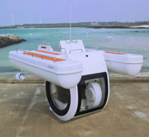 This Compact Boat Has A Built-In Mini-Submarine For Underwater Viewing