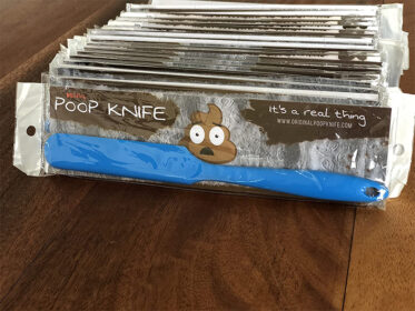 You Can Now Get A "Poop Knife" To Help Force That Gigantic Dump Down ...