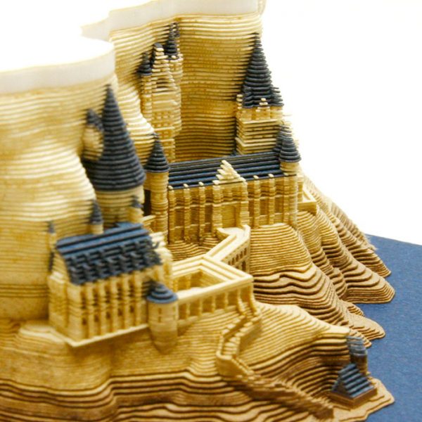 This Harry Potter Memo Pad Gradually Reveals The Hogwarts Castle As You ...