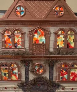 Artist Samantha Browning Transforms 'Thrifted' Dollhouses Into Spooky ...