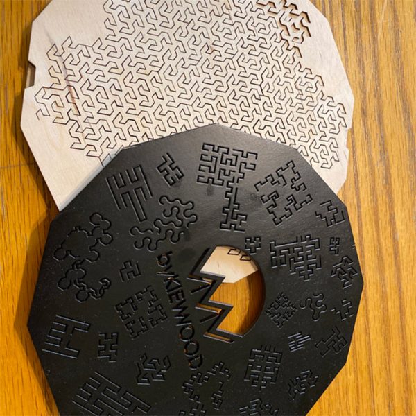 This Mind-Bending Fractal Jigsaw Puzzle Is Perfect For The Puzzle Experts