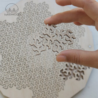 This Mind-Bending Fractal Jigsaw Puzzle Is Perfect For The Puzzle Experts