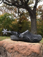 Spurs Exist That Attach To The Back Of Your Crocs