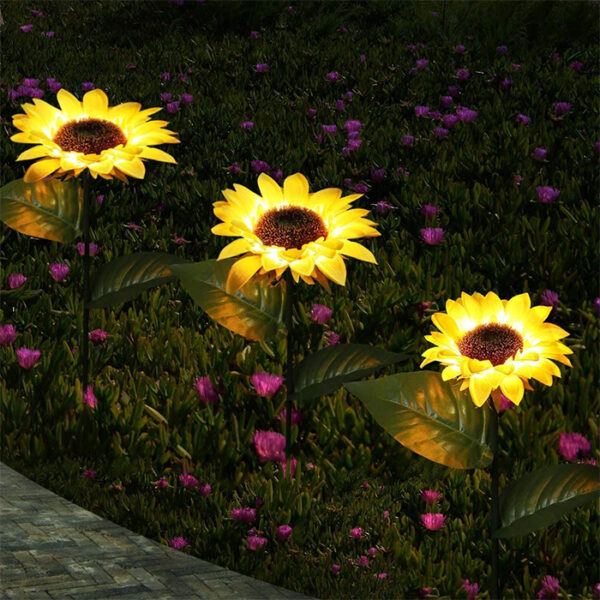 These Solar-Powered Sunflower Lights Are A Beautiful Way To Light Up ...