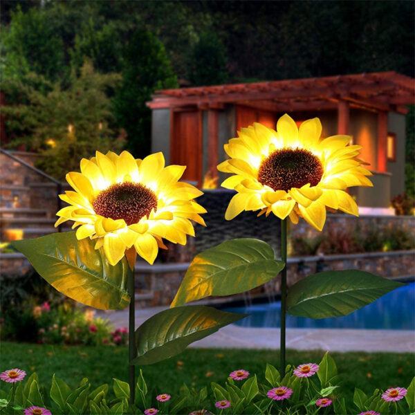 These Solar-Powered Sunflower Lights Are A Beautiful Way To Light Up ...