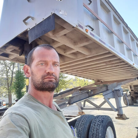 Glenn Was Told To Take Pics With Filters, Then Ladies Will Find Him ...