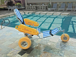 There's Now Floating Wheelchairs For The Beach That Make It Easier To ...