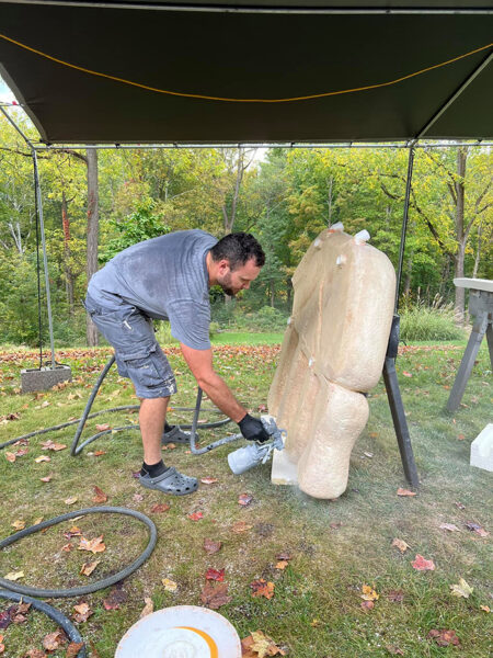 Man Creates Giant Skeleton That Looks Like It's Coming Out Of His Home ...