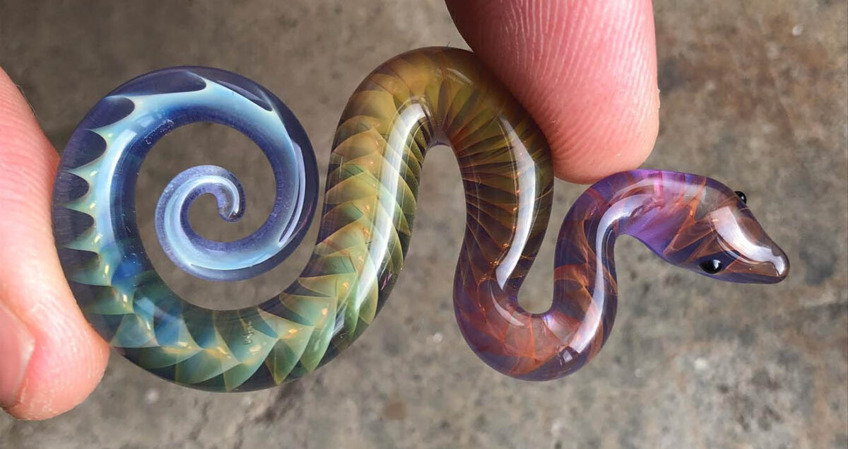 Artist Ryan Eicher Creates Beautiful Glass Snakes With Colorful Patterns