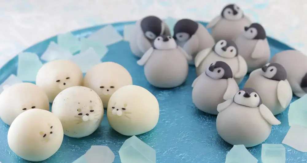 Japanese Baker Masaaki Miyake Creates Adorable Rice Cake Animals